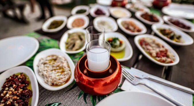 Migros Rakı Fiyatları 2025: Ocak Zammı! Yeni Rakı, Efe Gold…